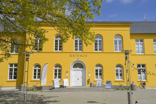 Town Hall Unter Den Linden Ratzeburg Editorial Stock Photo - Stock ...