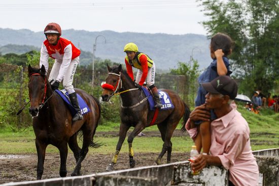 Jockeys Spurring His Horse During 2022 Editorial Stock Photo - Stock ...