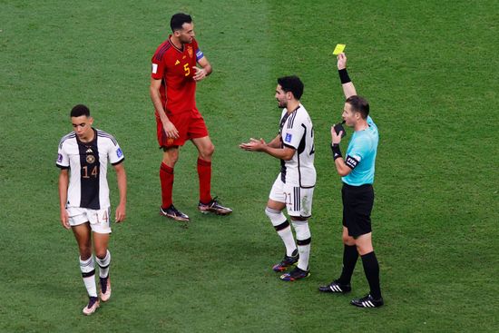 Referee Danny Makkelie Shows Sergio Busquets Editorial Stock Photo ...