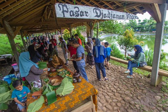 Tourists Visit Pasar Jajanan Ndeso Traditional Editorial Stock Photo ...