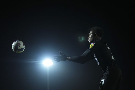 Tyrell Warren Afc Barrow Catches Ball Editorial Stock Photo - Stock ...