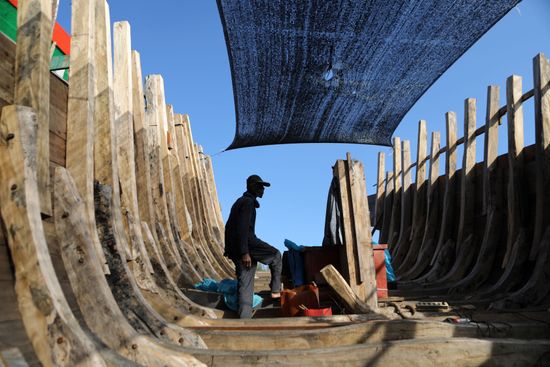 Workers Build Boats Wood Traditional Shipbuilding Editorial Stock Photo ...
