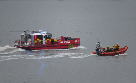 Lfb Fireboat Tanner Gravesend Rnli Conduct Editorial Stock Photo ...