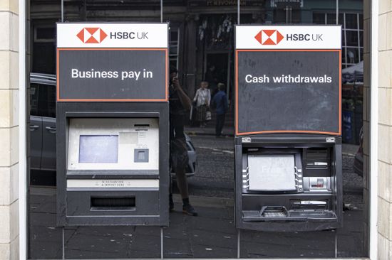 Closeup Atm Withdrawal Machines Hsbc Uk Editorial Stock Photo - Stock ...