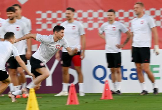 Poland Captain Robert Lewandowski 2l Teammates Editorial Stock Photo ...