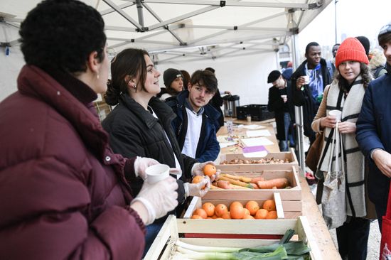 Food Distribution Students Precarious Situations Organised Editorial ...