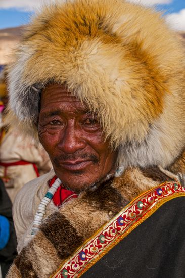 Traditional Dressed Man On Festival Tribes Editorial Stock Photo ...
