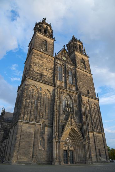 Facade Magdeburg Cathedral Magdeburg Saxonyanhalt Germany Editorial ...
