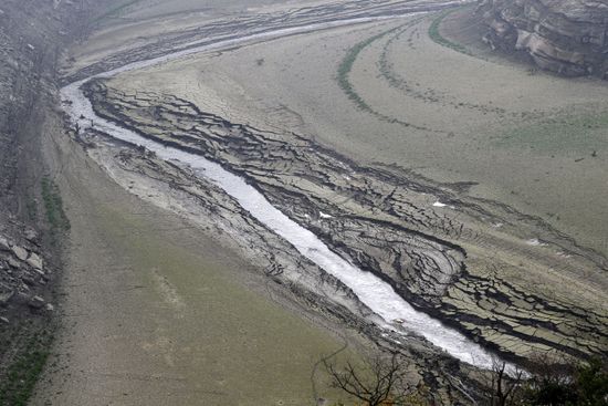 Low Flow Ter River Cause Severe Editorial Stock Photo - Stock Image ...