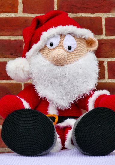 Anonymous Crocheter Yarnsy Has Struck Again Editorial Stock Photo ...
