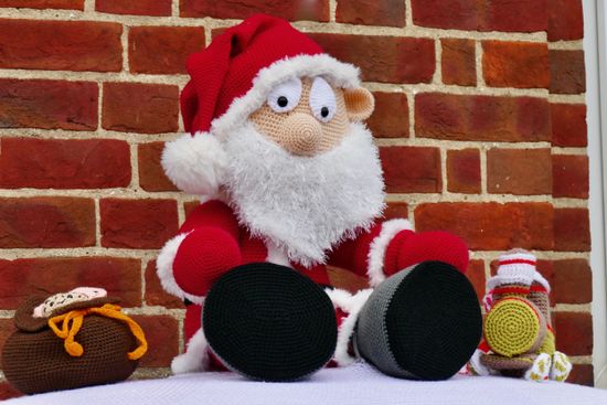 Anonymous Crocheter Yarnsy Has Struck Again Editorial Stock Photo ...