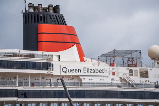 Queen Elizabeth Luxury Cruise Ship Operated Editorial Stock Photo ...