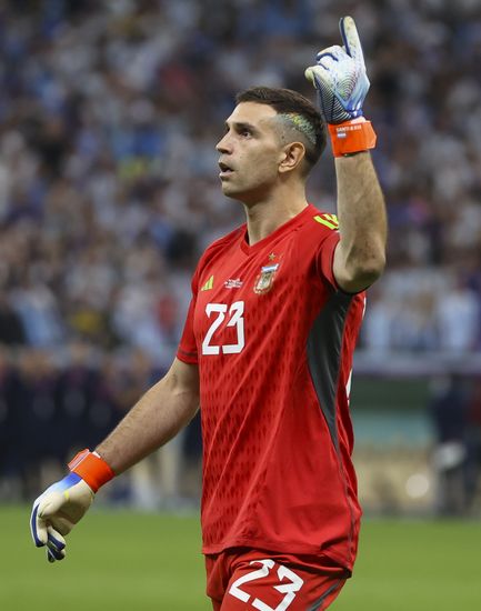 Goalkeeper Emiliano Martinez Argentina Celebrates Saving Editorial ...