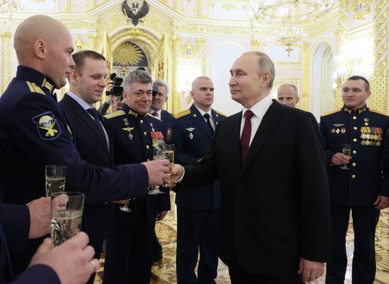 Russian President Vladimir Putin Frontr Toasts Editorial Stock Photo ...