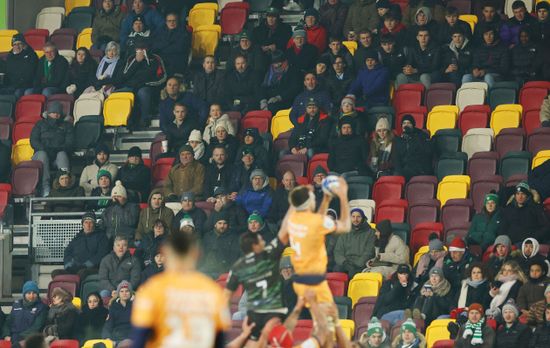 London Irish Fans Watch Line Out Editorial Stock Photo - Stock Image ...