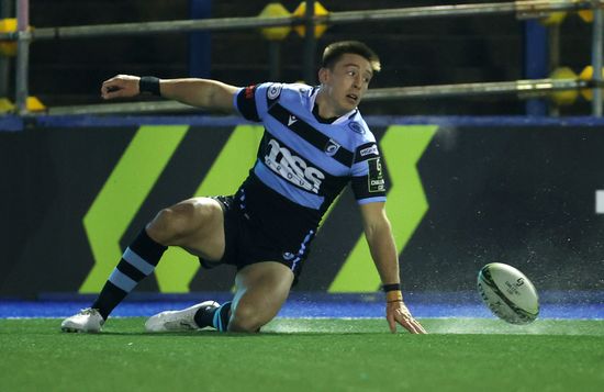 Josh Adams Cardiff Runs Score Try Editorial Stock Photo - Stock Image ...