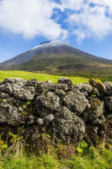 Ponta Do Pico Highest Mountain Portugal Editorial Stock Photo - Stock ...