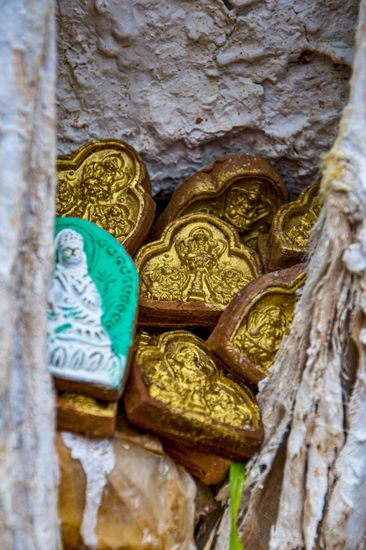Small Buddhas Praying Stones Drepung Temple Editorial Stock Photo ...
