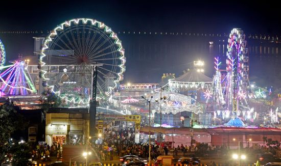General View Ferries Wheel Fair Seen Editorial Stock Photo - Stock ...