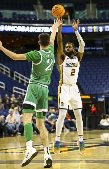 Uncgreensboro Junior Mikeal Brownjones 2 Shoots Editorial Stock Photo ...
