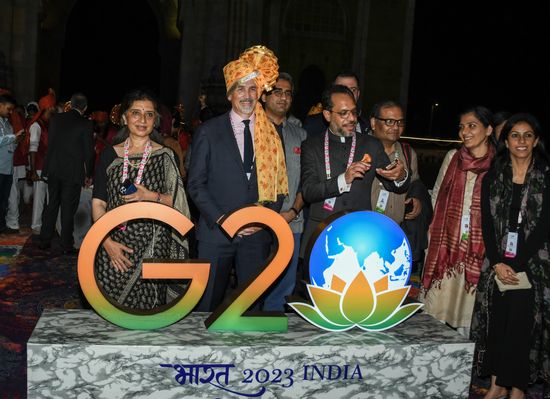 Foreign Delegate Wearing Traditional Turban Headgear Editorial Stock ...