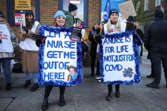 Nurses Picket Line Outside Guys Hospital Editorial Stock Photo - Stock ...