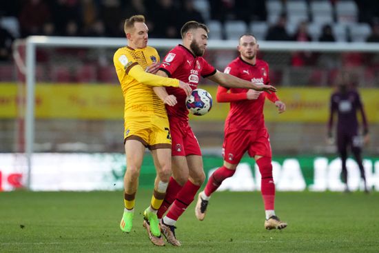Robert Milsom Sutton United 24 Aaron Editorial Stock Photo - Stock ...