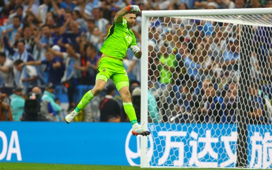 Goalkeeper Emiliano Martinez Argentina Celebrates Saving Editorial ...