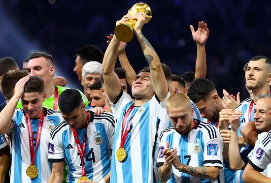 Exequiel Palacios Argentina Lifts World Cup Editorial Stock Photo ...