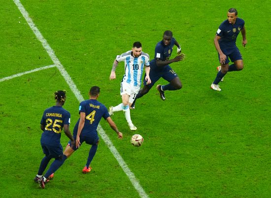 Lionel Messi Argentina Surrounded By France Editorial Stock Photo ...