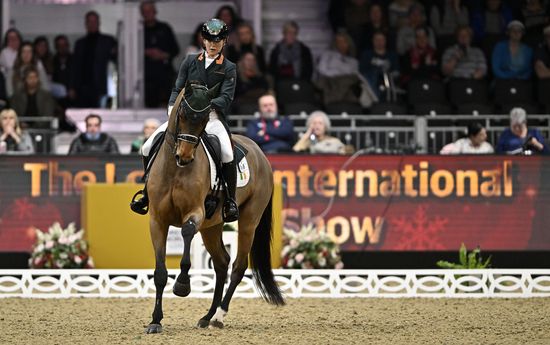 Abigail Lyle Irl Riding Giraldo During Editorial Stock Photo - Stock ...