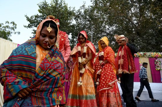 Group Marriage 11 Couples Organized By Editorial Stock Photo - Stock ...
