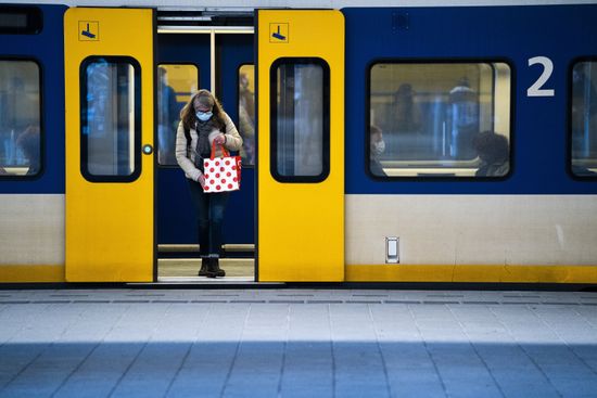 Utrecht Intercity Trains Utrecht Central Station Editorial Stock Photo ...