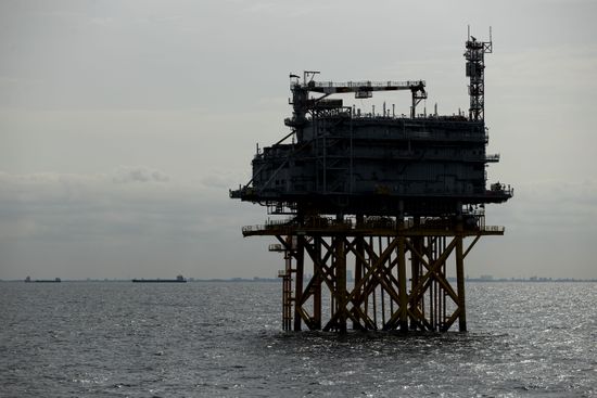 North Sea Platform Beta North Sea Editorial Stock Photo - Stock Image ...