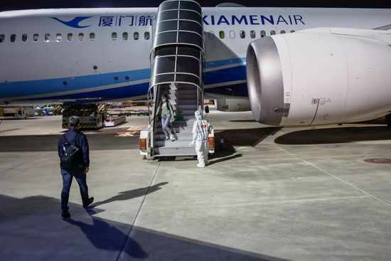 Passenger Disembarks Airplane Xiamen Gaoqi International Editorial ...
