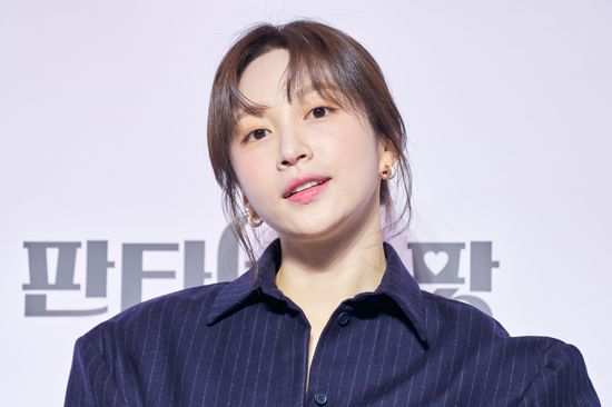 Ahn Heeyeon Exid Hani Editorial Stock Photo - Stock Image | Shutterstock