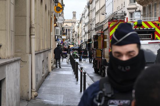 Police Secure Street After Several Shots Editorial Stock Photo - Stock ...