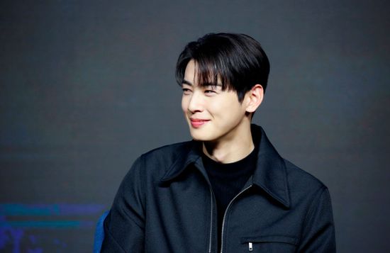 Cha Eunwoo Astro Actor Cha Eunwoo Editorial Stock Photo - Stock Image ...