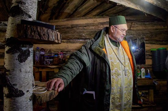 Orthodox Priest Visits National Guard Soldiers Editorial Stock Photo ...