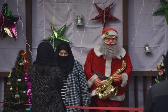 Veiled Kashmiri Muslim Women Celebrate Christmas Editorial Stock Photo ...