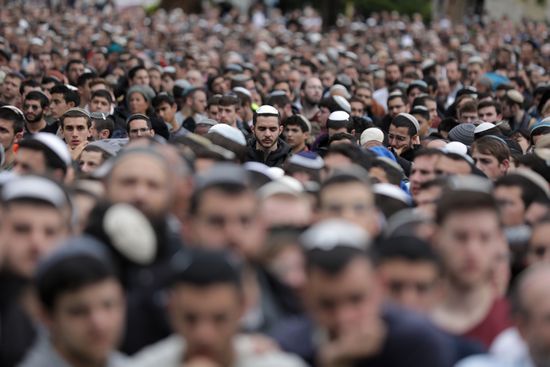 People Attend Funeral Procession Israeli Rabbi Editorial Stock Photo ...