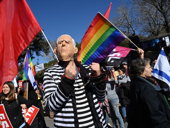Israeli Activist Wears Mask Benjamin Netanyahu Editorial Stock Photo ...