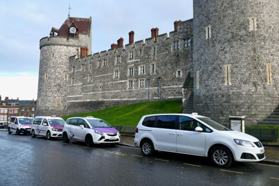 Row Taxis Queue Outside Windsor Castle Editorial Stock Photo - Stock ...