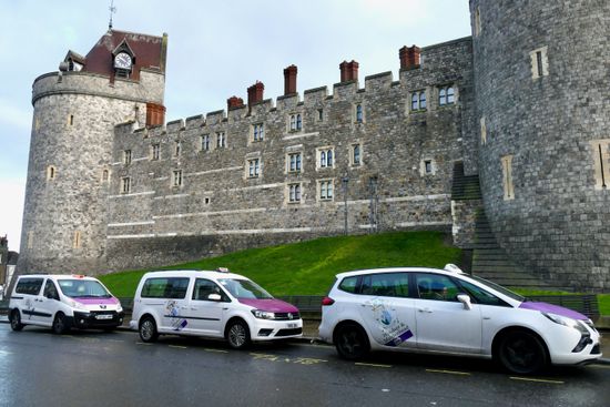 Row Taxis Queue Outside Windsor Castle Editorial Stock Photo - Stock ...