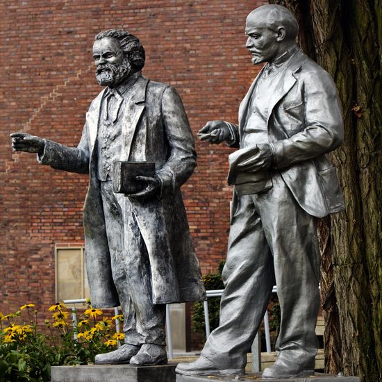 Statues Karl Marx Vladimir Ilyich Lenin Editorial Stock Photo - Stock ...