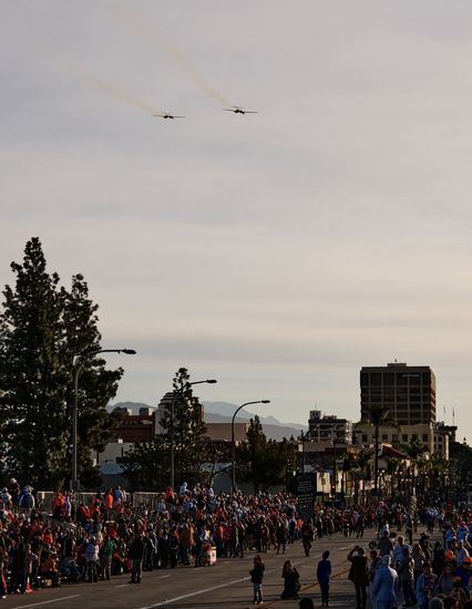 B1b Lancer Bomber Rose Parade Flyover Editorial Stock Photo - Stock ...