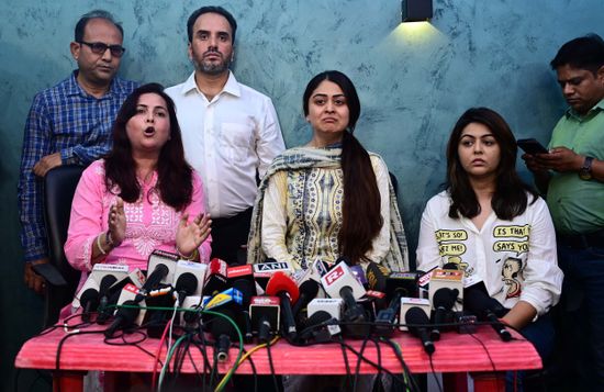 Sisters Falak Naaz Shafaq Naaz His Editorial Stock Photo - Stock Image ...