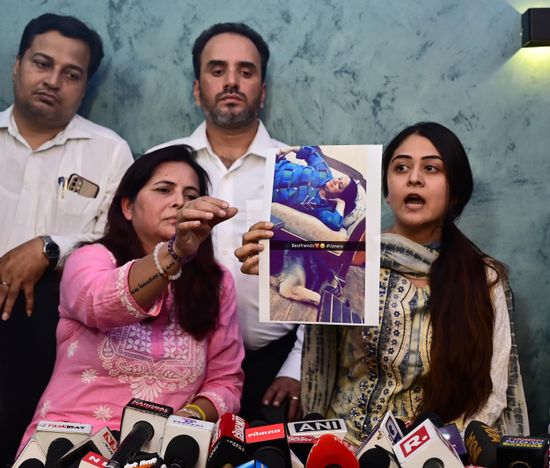 Sisters Falak Naaz Shafaq Naaz His Editorial Stock Photo - Stock Image ...