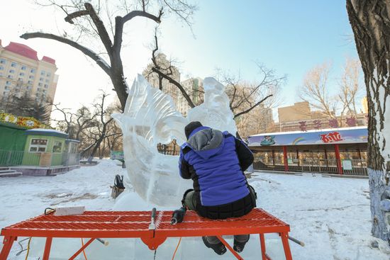 Contestable Works On Ice Sculpture During Editorial Stock Photo - Stock ...