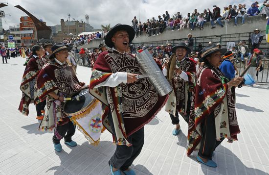 Arrival Castaneda Family Parade During Black Editorial Stock Photo ...